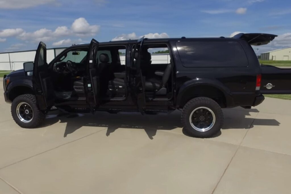 2025 Ford Excursion: Release Date, Specs, & Towing Capacity