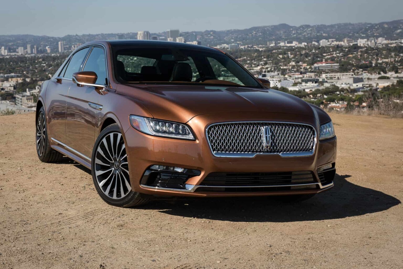2025 Lincoln Continental Redesign, Price, Colors, & Photos