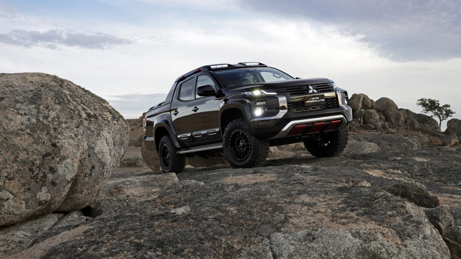 2025 Mitsubishi L200 Specs, Price, & Release Date
