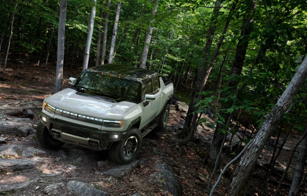2026 GMC Hummer EV Drivetrain - Best New SUVs